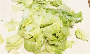 How to Cut a Head of Lettuce for Salad - CookThink