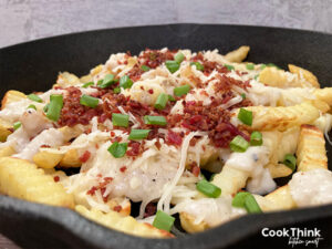 How to Pronounce Poutine Correctly - CookThink