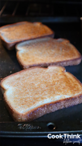 Learn How to Toast Bread in Oven - CookThink