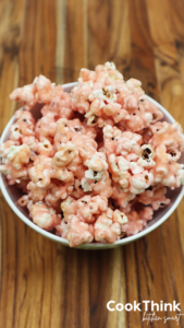 The Best Strawberry Popcorn - CookThink